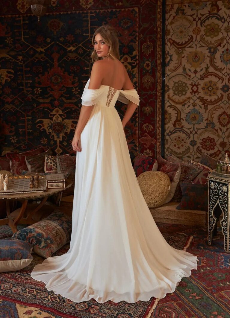 The Ultimate Destination Wedding Guide: Themes, Budgets + More