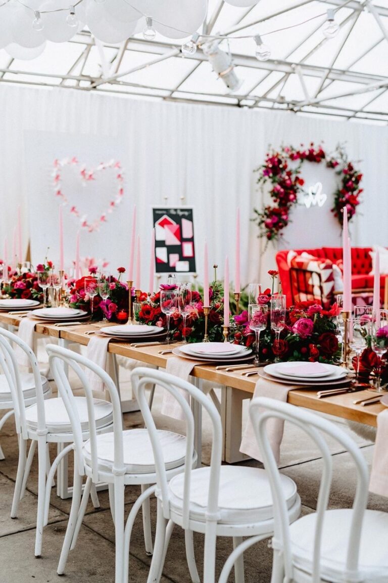 15 Elegant Valentine's Day Wedding Ideas That Are Romantic