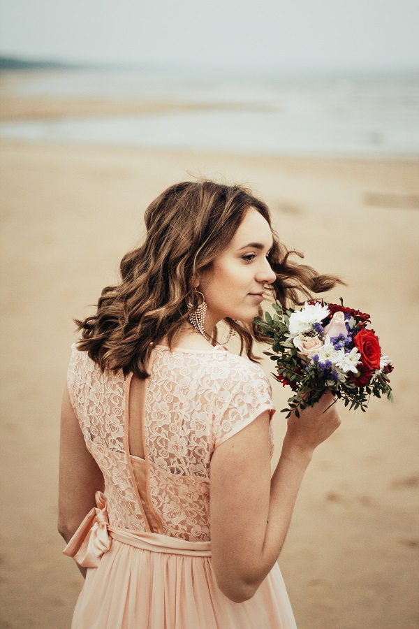 What Does A Wedding Planner Do Here Is What To Expect 