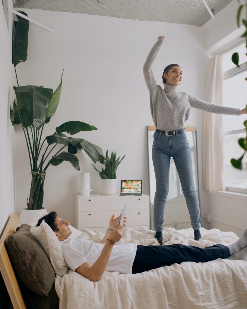 10 Romantic Relationship Goals For A Marriage Worth Implementing