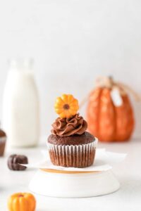 23 Elegant Fall Wedding Cupcakes Ideas For Fall Lovers