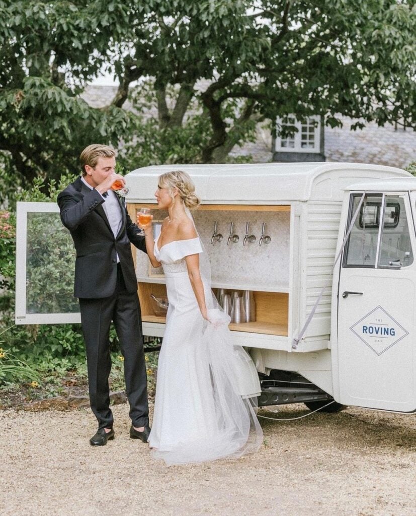 15 Beautiful Wedding Mobile Bars For Your Big Day