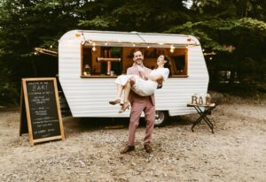 15 Beautiful Wedding Mobile Bars For Your Big Day