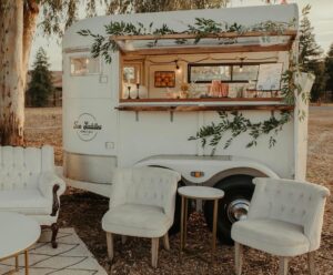15 Beautiful Wedding Mobile Bars For Your Big Day