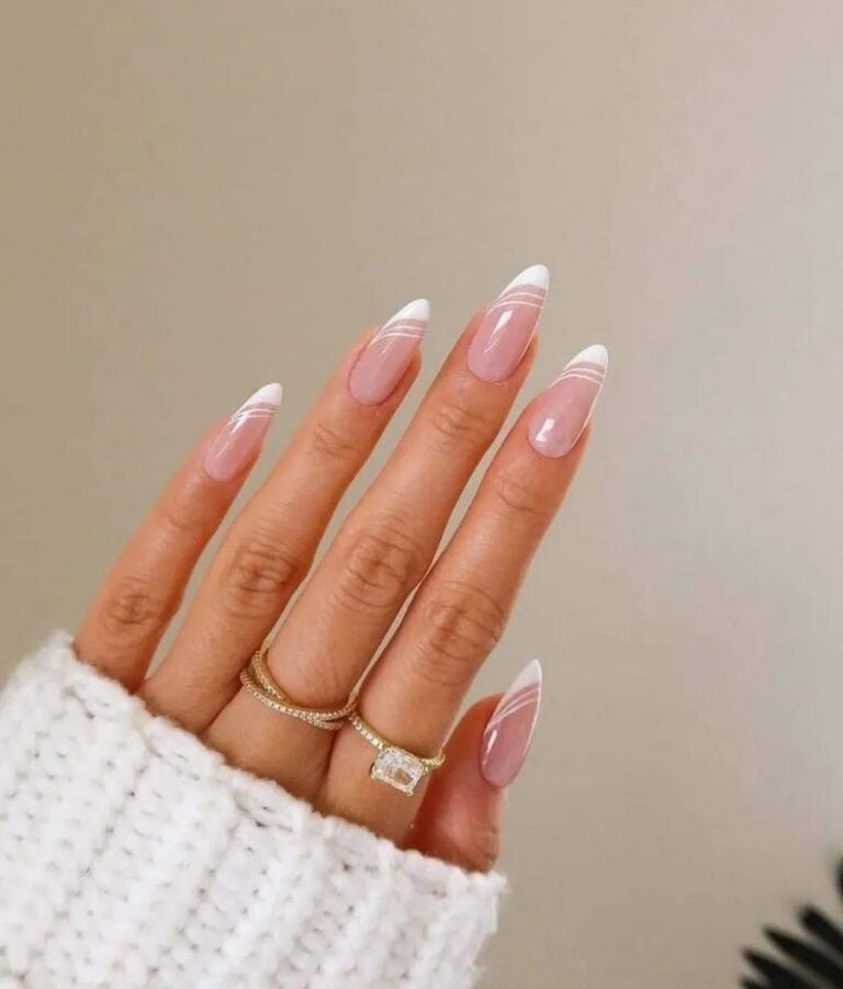 35 Beautiful White Wedding Nails For Your Big Day