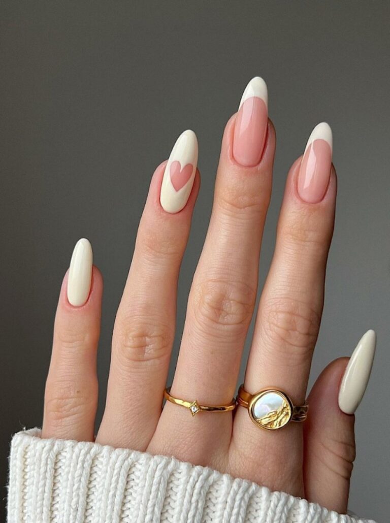 35 Beautiful White Wedding Nails For Your Big Day