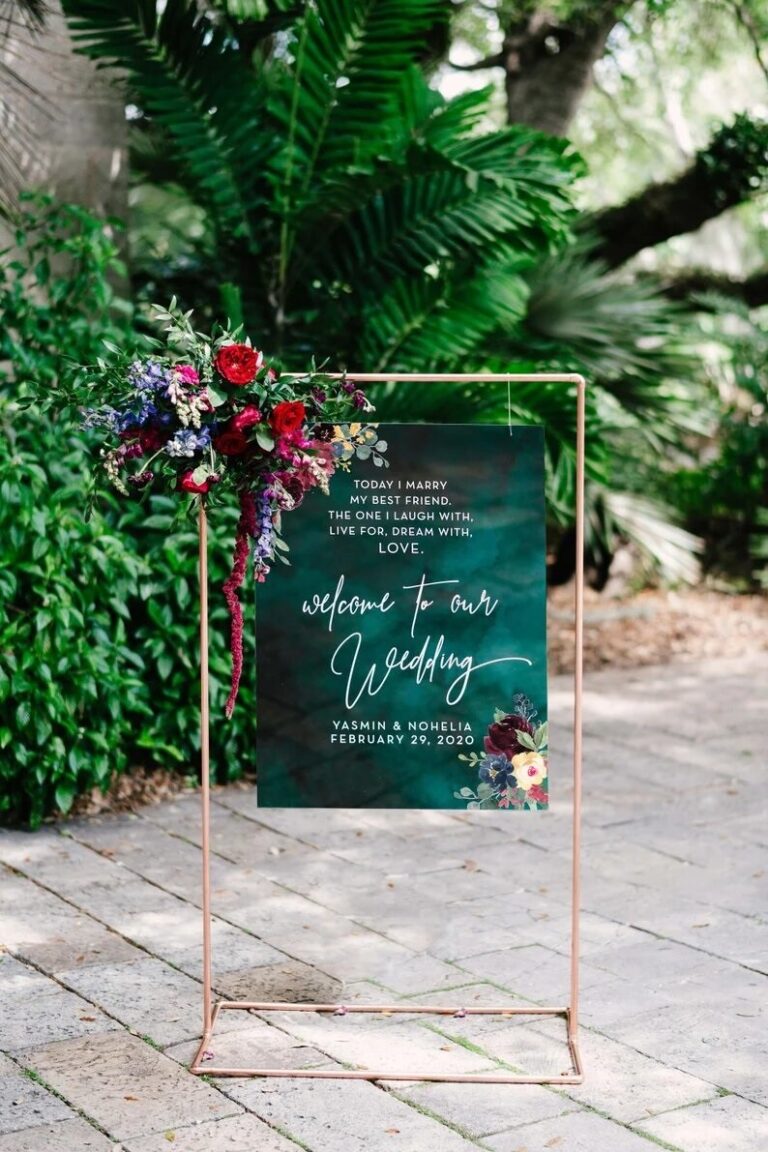 23 Gorgeous Jewel-Tone Wedding Theme Ideas For You