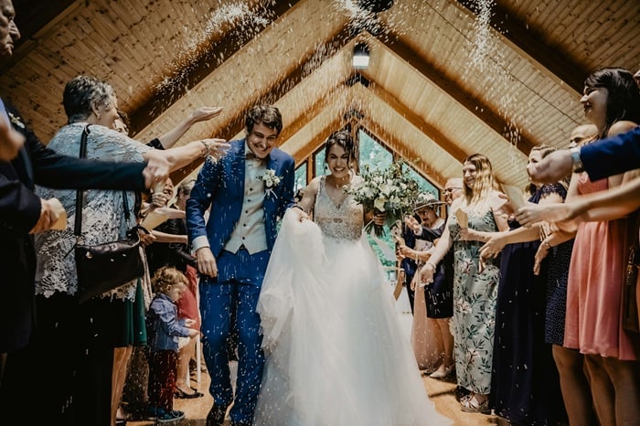 How To Choose A Wedding Date That Works For You